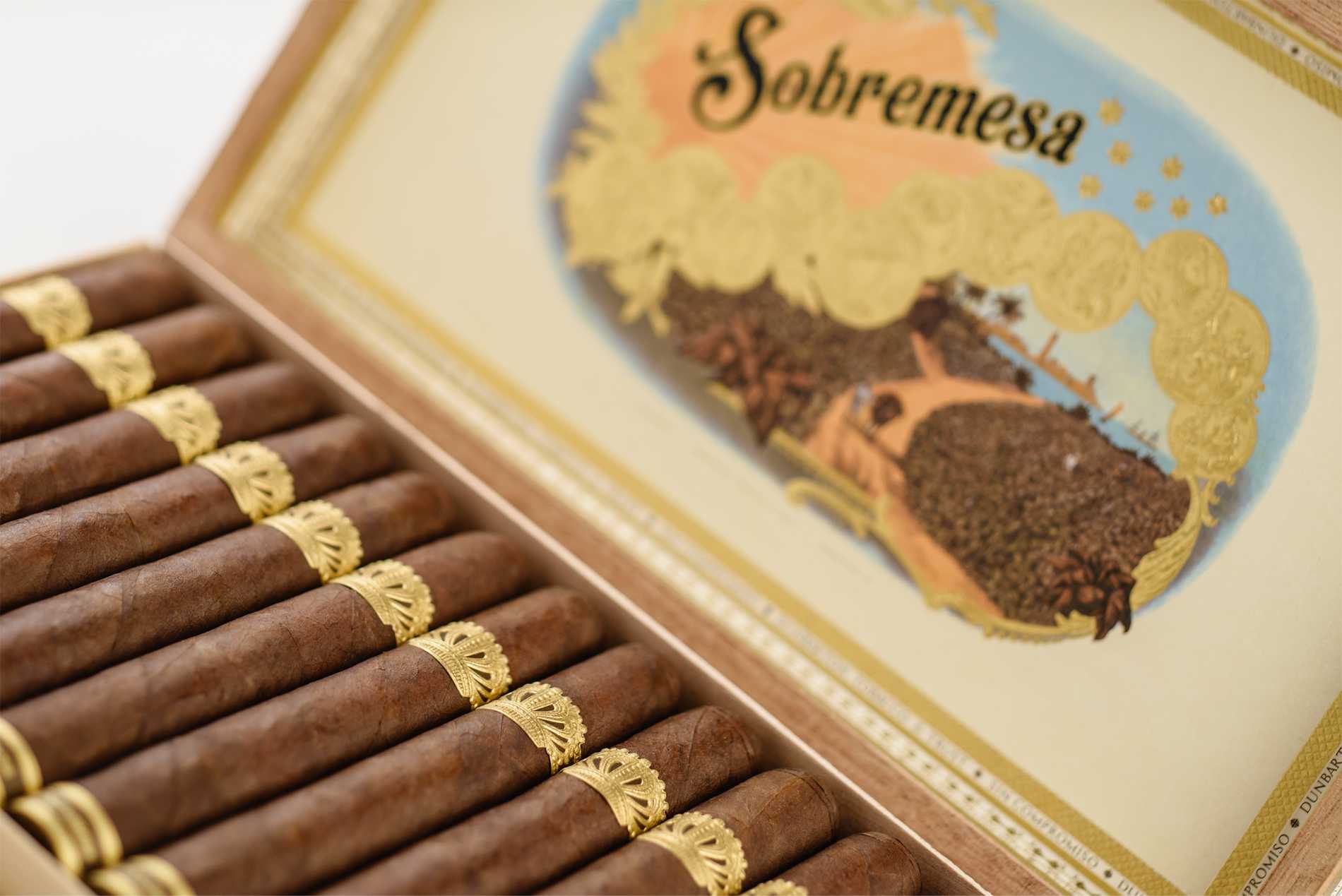 Dunbarton Tobacco & Trust - Sobremesa - Dirty Dog Cigar Shoppe